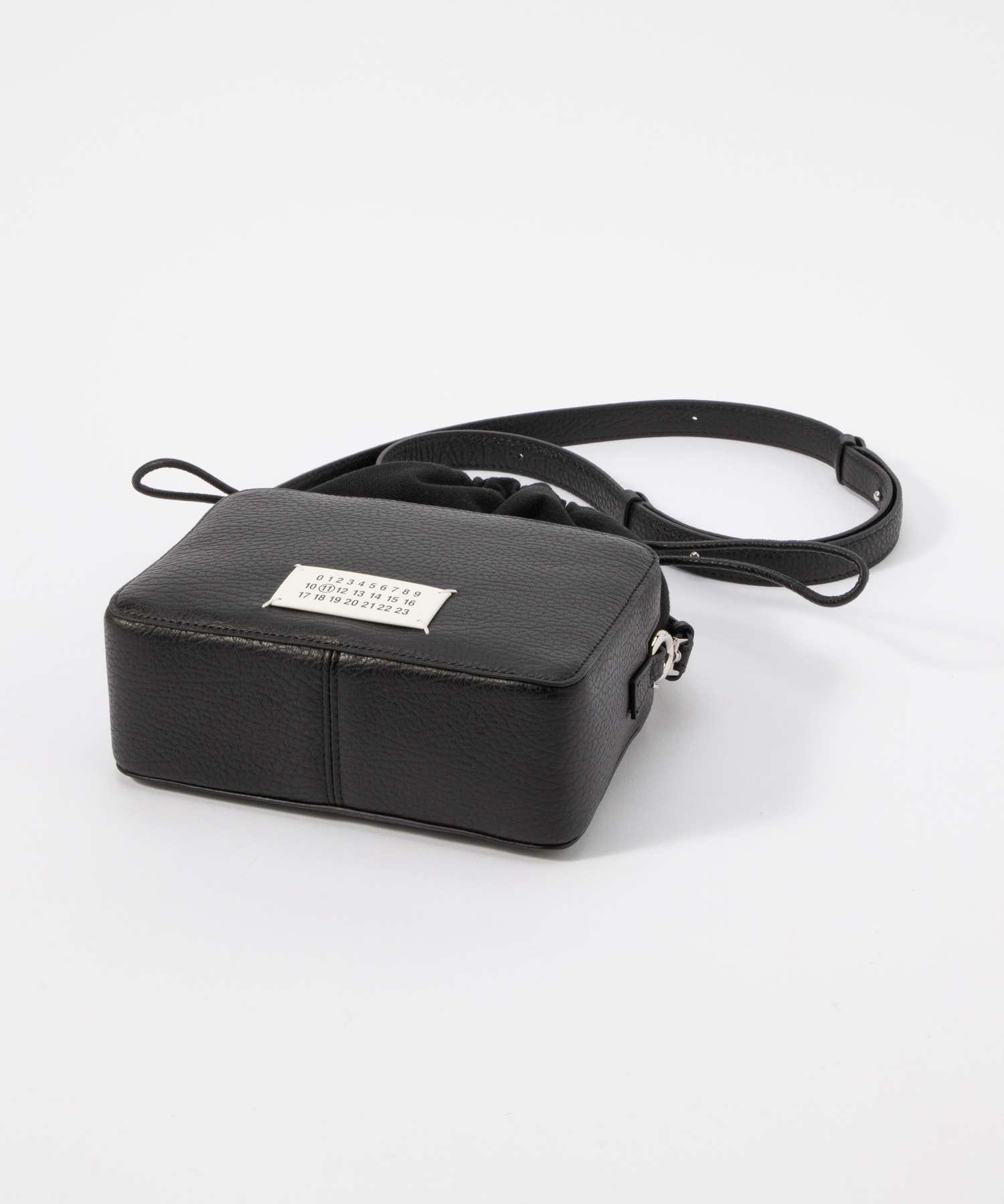 メゾンマルジェラMaison Margiela ショルダーバッグ おとなし メゾンマルジェラMaison Margiela ショルダーバッグ おとなし