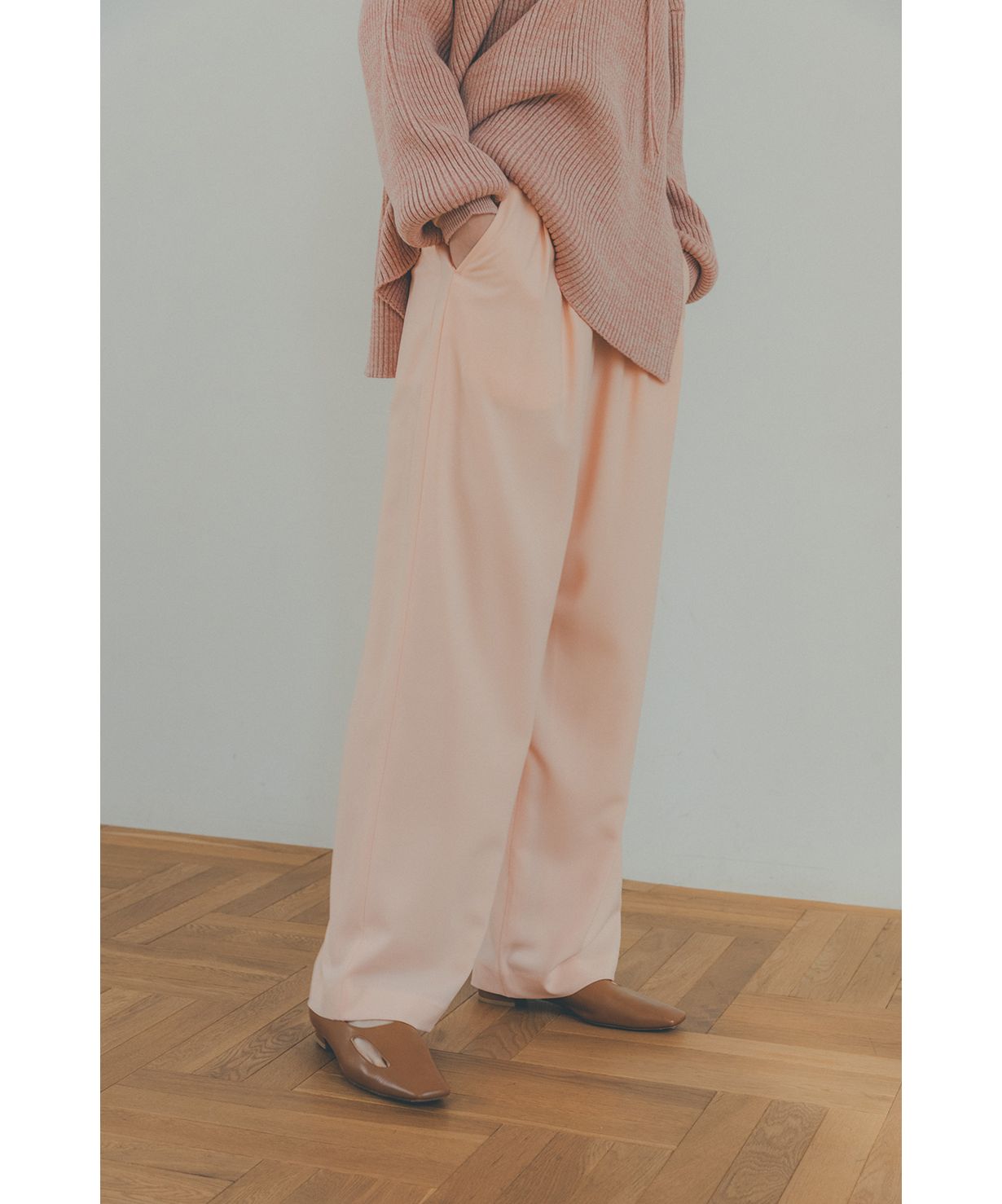 【セール】BASIC TUCK PANTS(504473502) | クラネ(CLANE) - MAGASEEK