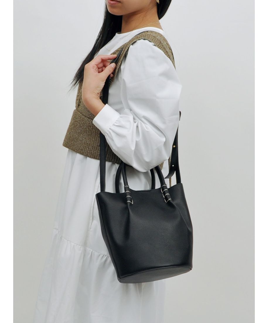 カシュカシュ cachecache / オーガニックコットン巾着付リサイクル合皮トートバッグ(504481306) | カシュカシュ(cache cache) - MAGASEEK