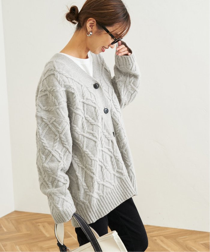 ハミルトンアラン Vカーディガン(505059011) | フレームワーク(FRAMEWORK) - MAGASEEK