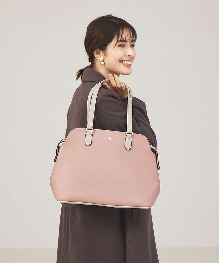 【Avancer】A4サイズ対応一枚革風持ち手配色トートバッグ(505066167) | ルージュヴィフラクレ(Rouge vif la cle) - MAGASEEK