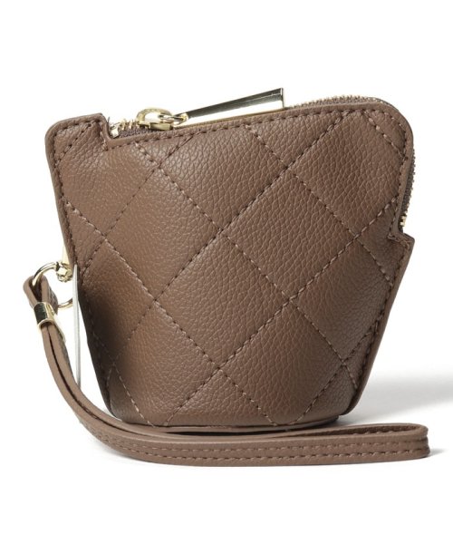 カシュカシュ cachecache / キルティングポーチ付きスマホストラップセット(505301476) | カシュカシュ(cache cache) - MAGASEEK