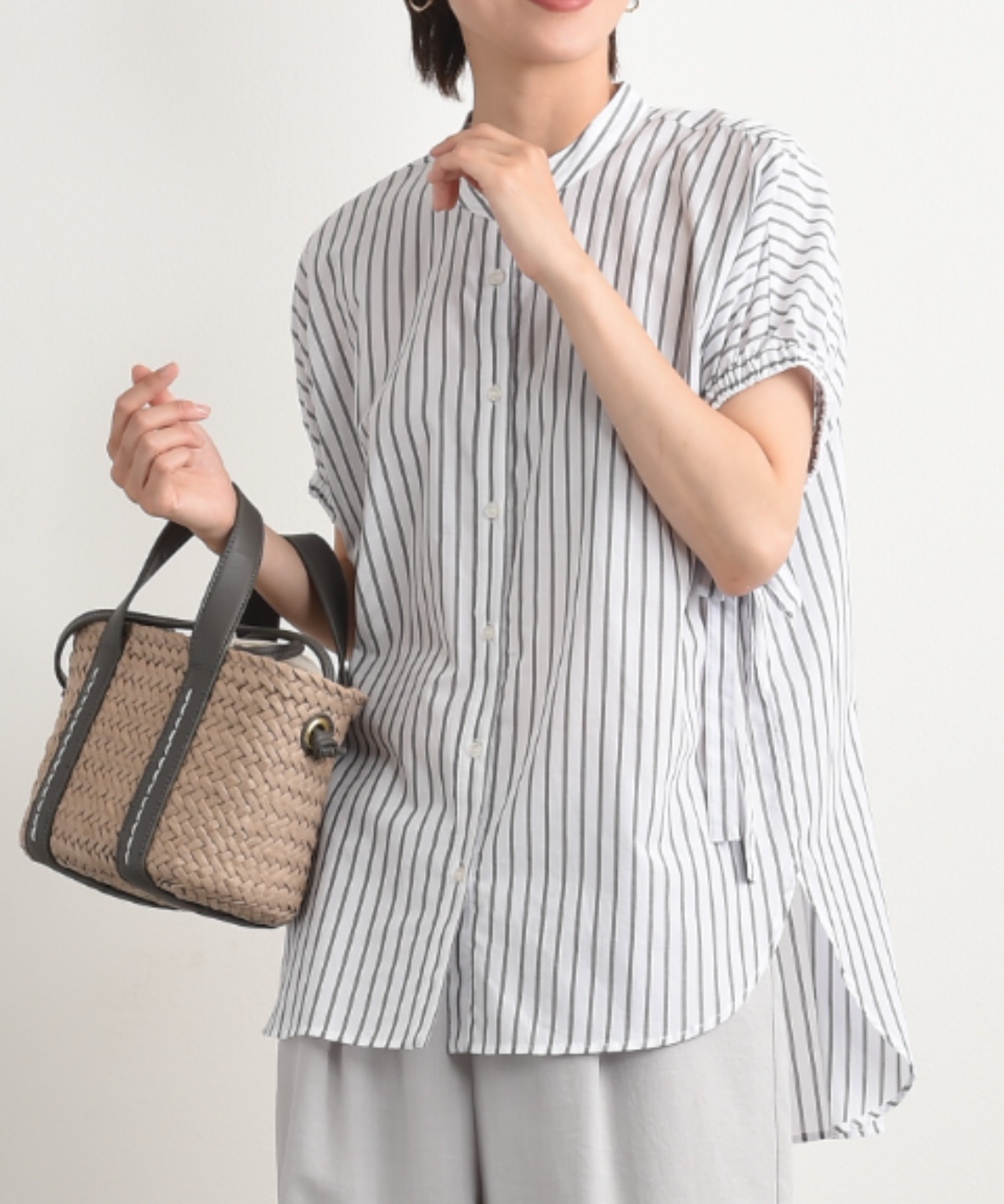 【セール】ボイルローンストライプリボンブラウス(505333673) | インタープラネット(INTERPLANET) - MAGASEEK