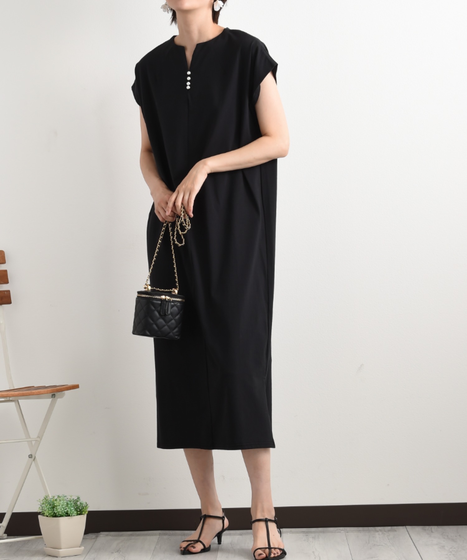 【セール】キーネックパール付サイドスリットワンピース(505379036) | インタープラネット(INTERPLANET) - MAGASEEK