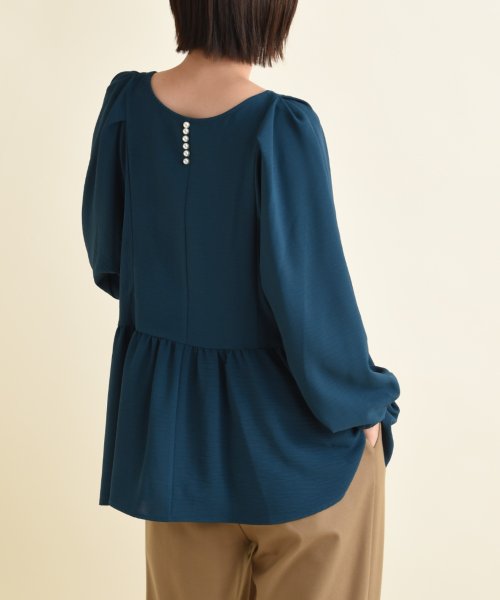 【セール】ポーラペプラムデザインBACKパールブラウス(505497850) | インタープラネット(INTERPLANET) - MAGASEEK