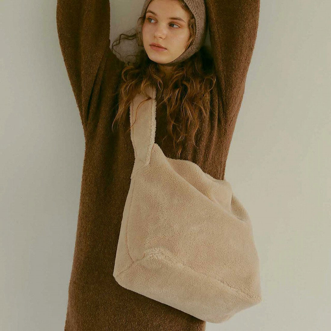 【EFOLE】ボア ワイドベルド ショルダー バッグ(505658568) | トプカピ エフォル(TOPKAPI EFOLE) - MAGASEEK