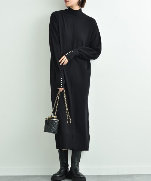 【セール】袖口BACKパールデザインニットワンピース(505706009) | インタープラネット(INTERPLANET) - MAGASEEK