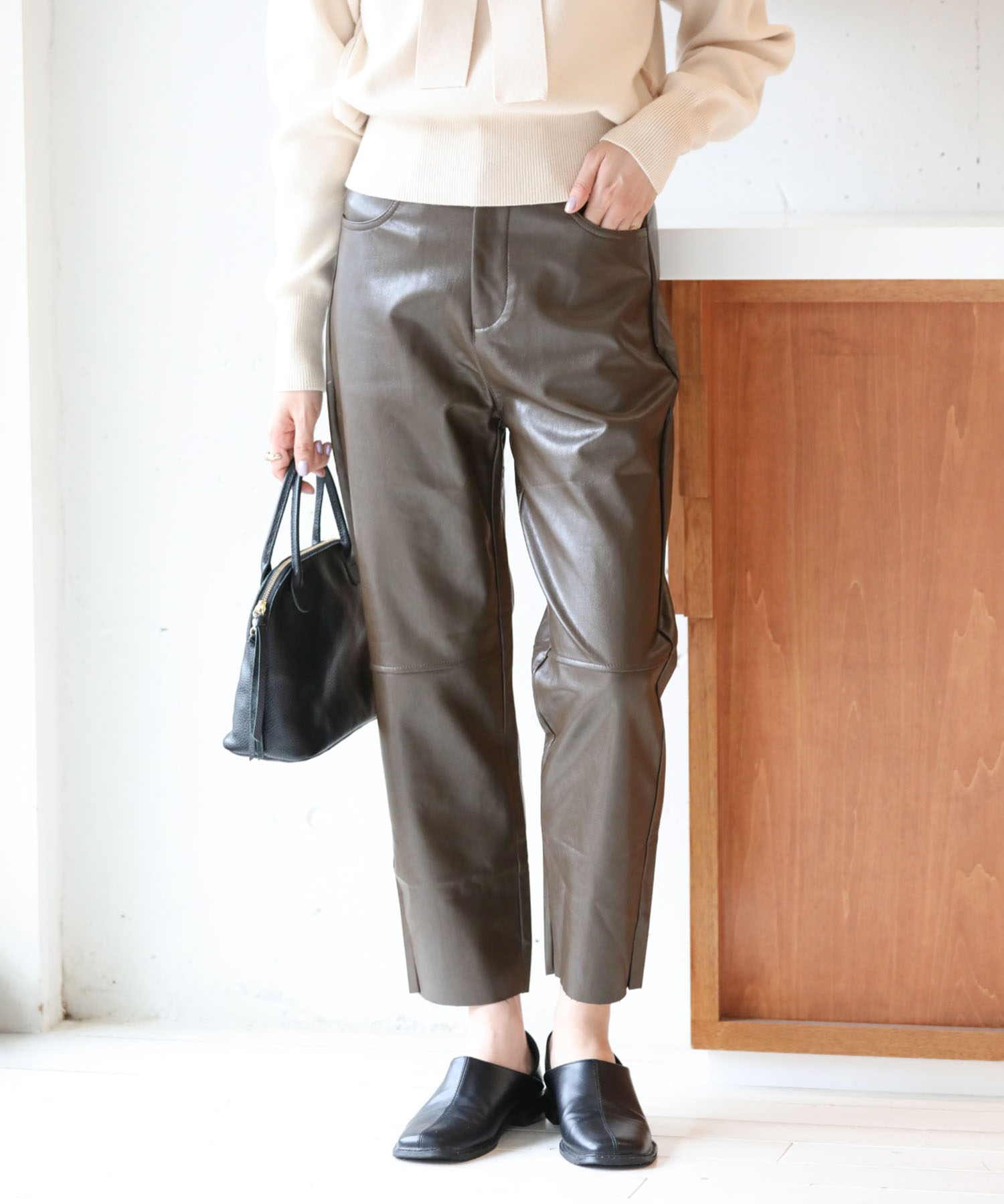 【セール】【SETUP7】フェイクレザー テーパードパンツ KNF037(505744371) | SETUP7(SETUP7) - MAGASEEK