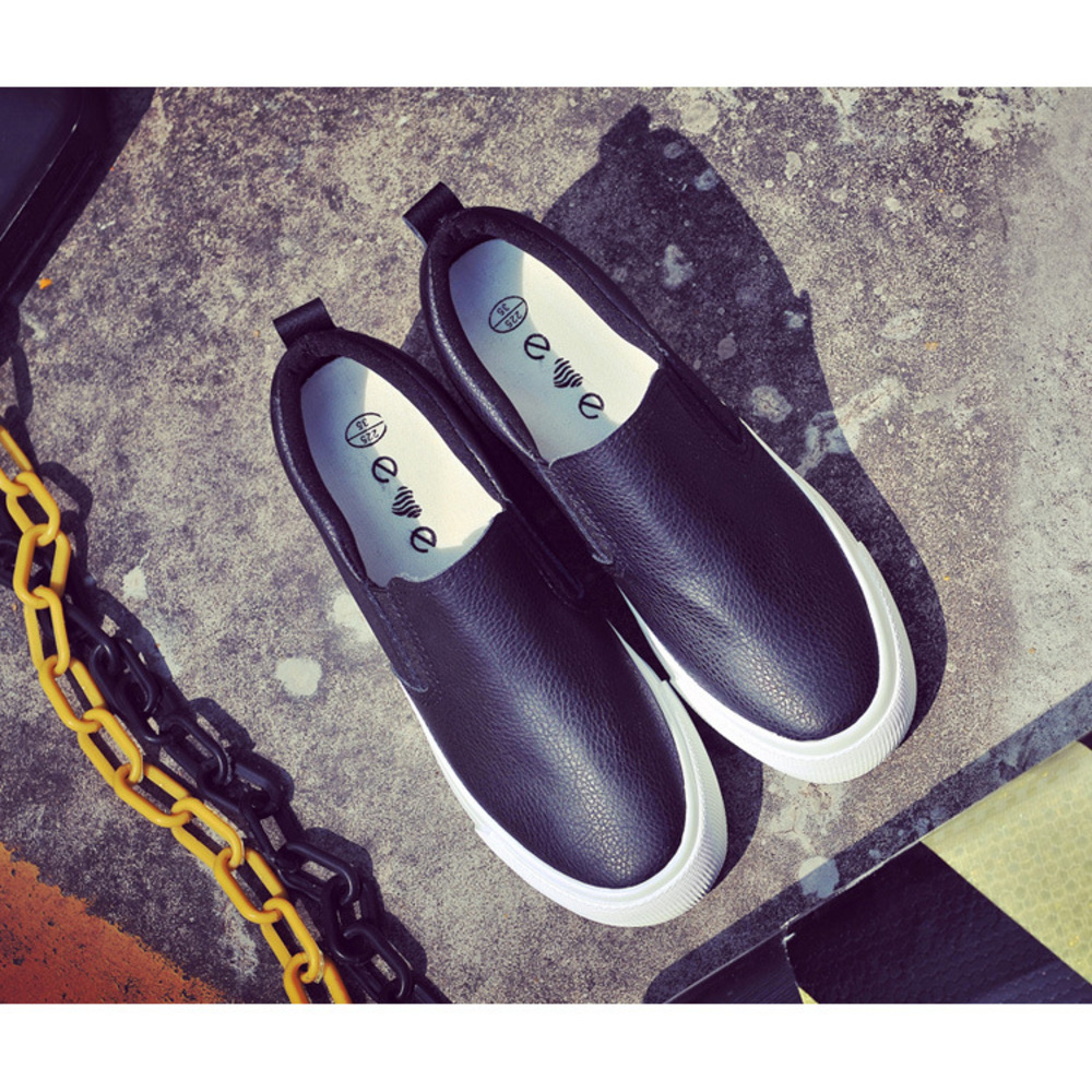 新品 PRADA プラダ フラットシューズ 22㎝ アウトソール24㎝ いじれ 新品 PRADA プラダ フラットシューズ 22㎝ アウトソール24㎝ いじれ