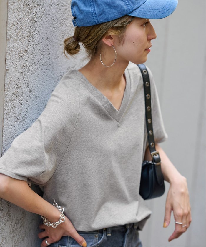 ≪予約≫ツイスト天竺VネックT(506018524) | フレームワーク(FRAMeWORK) - MAGASEEK