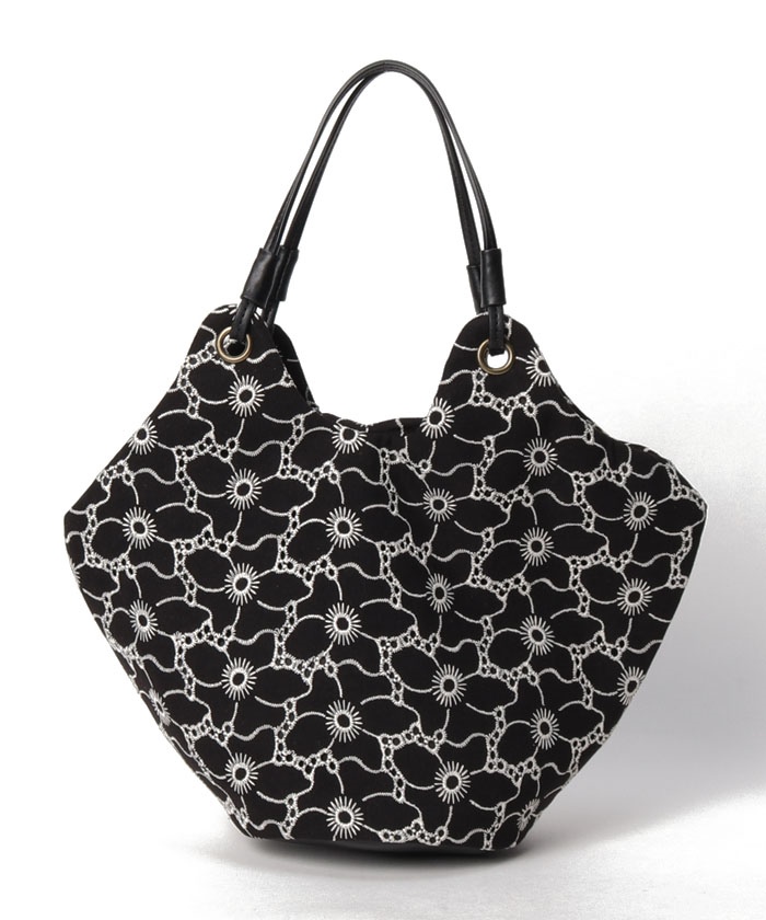 カシュカシュ cachecache / バケツ刺繍トートバッグ(506061577) | カシュカシュ(cache cache) - MAGASEEK