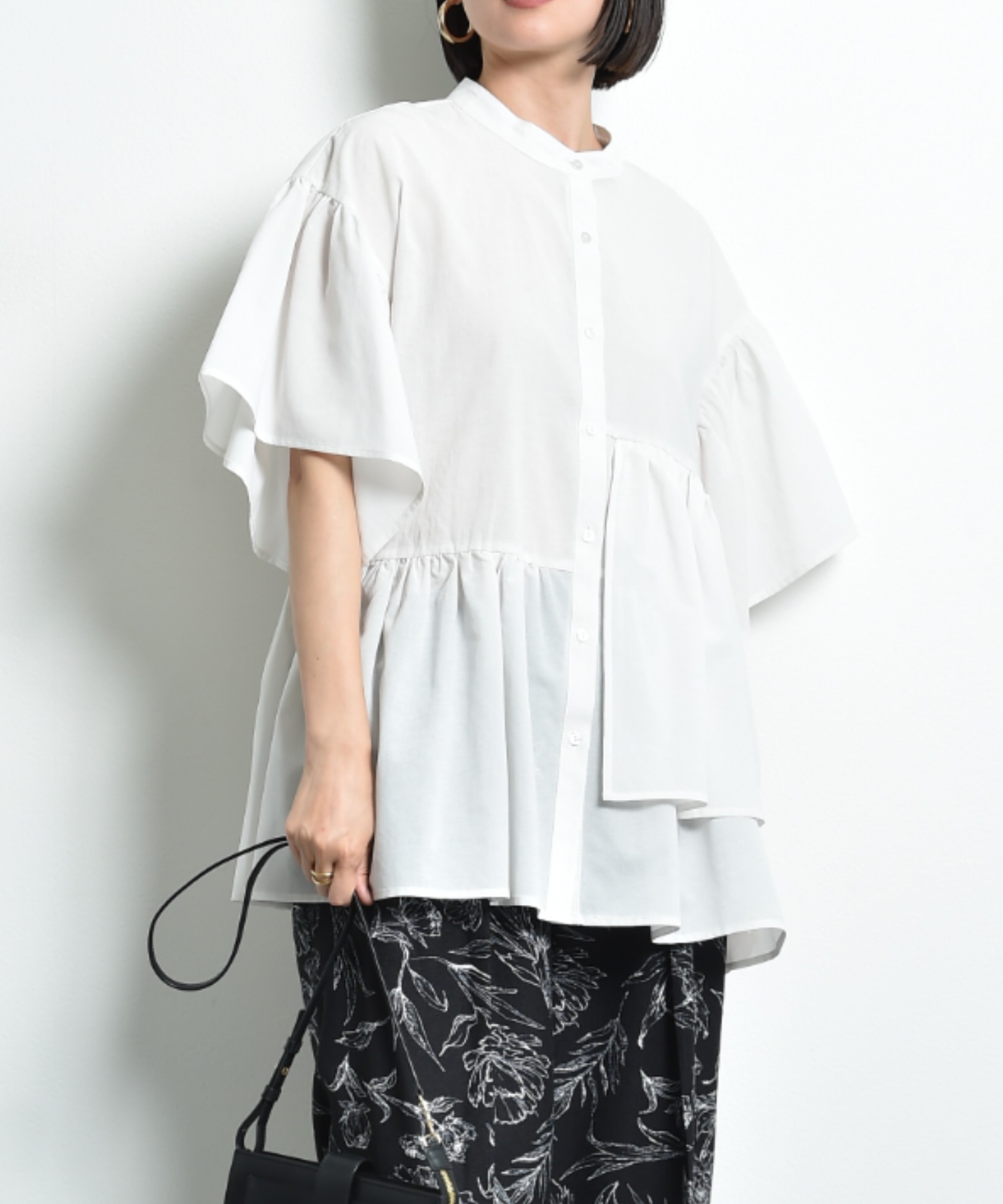 【セール】麻調シアーリメイクティアードブラウス(506125596) | インタープラネット(INTERPLANET) - MAGASEEK