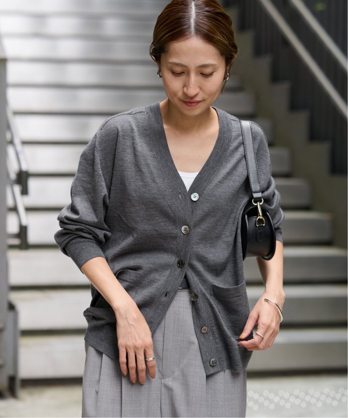 ≪追加≫イタリアヤーン basic Vネックカーディガン(506407743) | フレームワーク(FRAMeWORK) - MAGASEEK