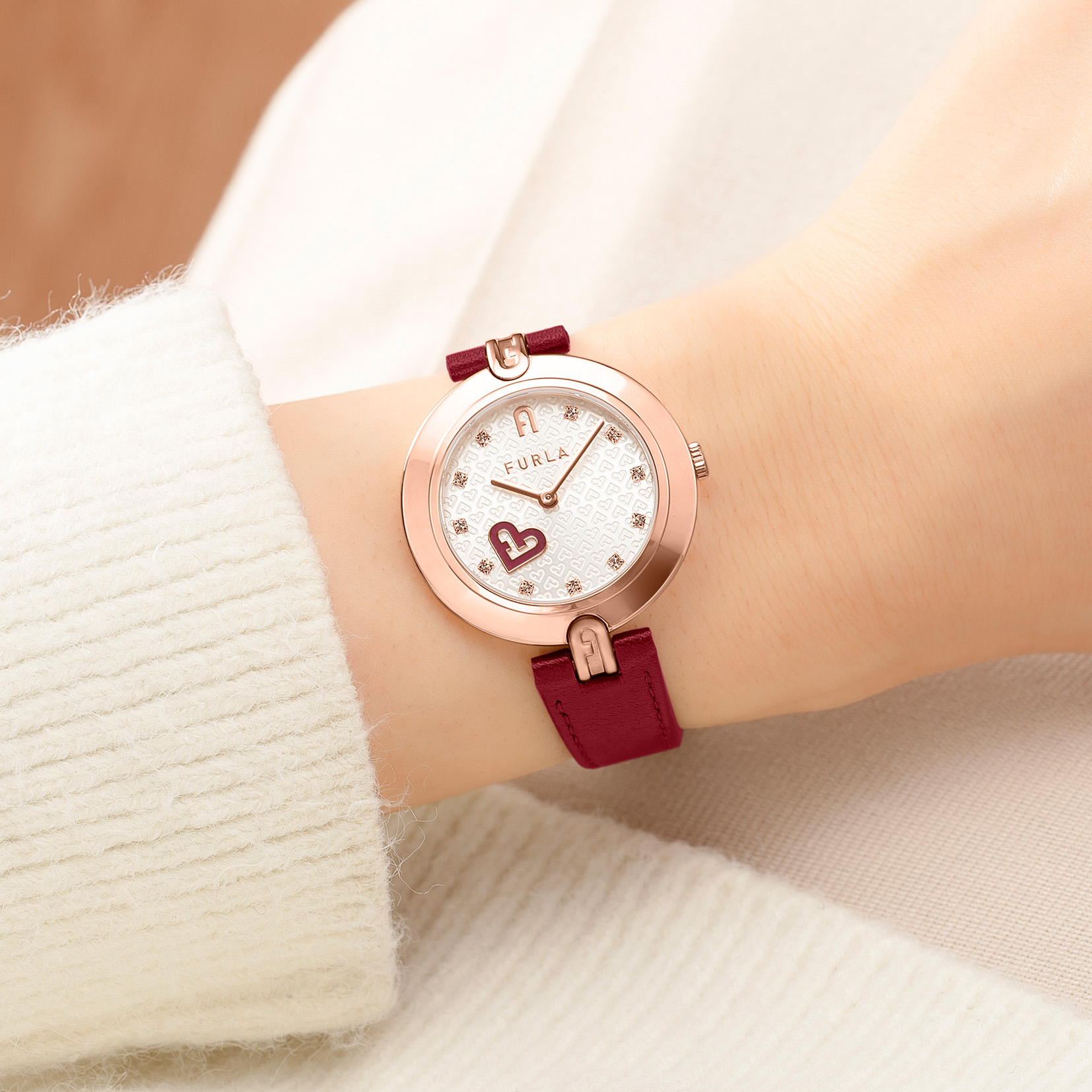 【セール】フルラ FURLA FURLALOGOLINKS(506893104) | フルラ(FURLA) - MAGASEEK